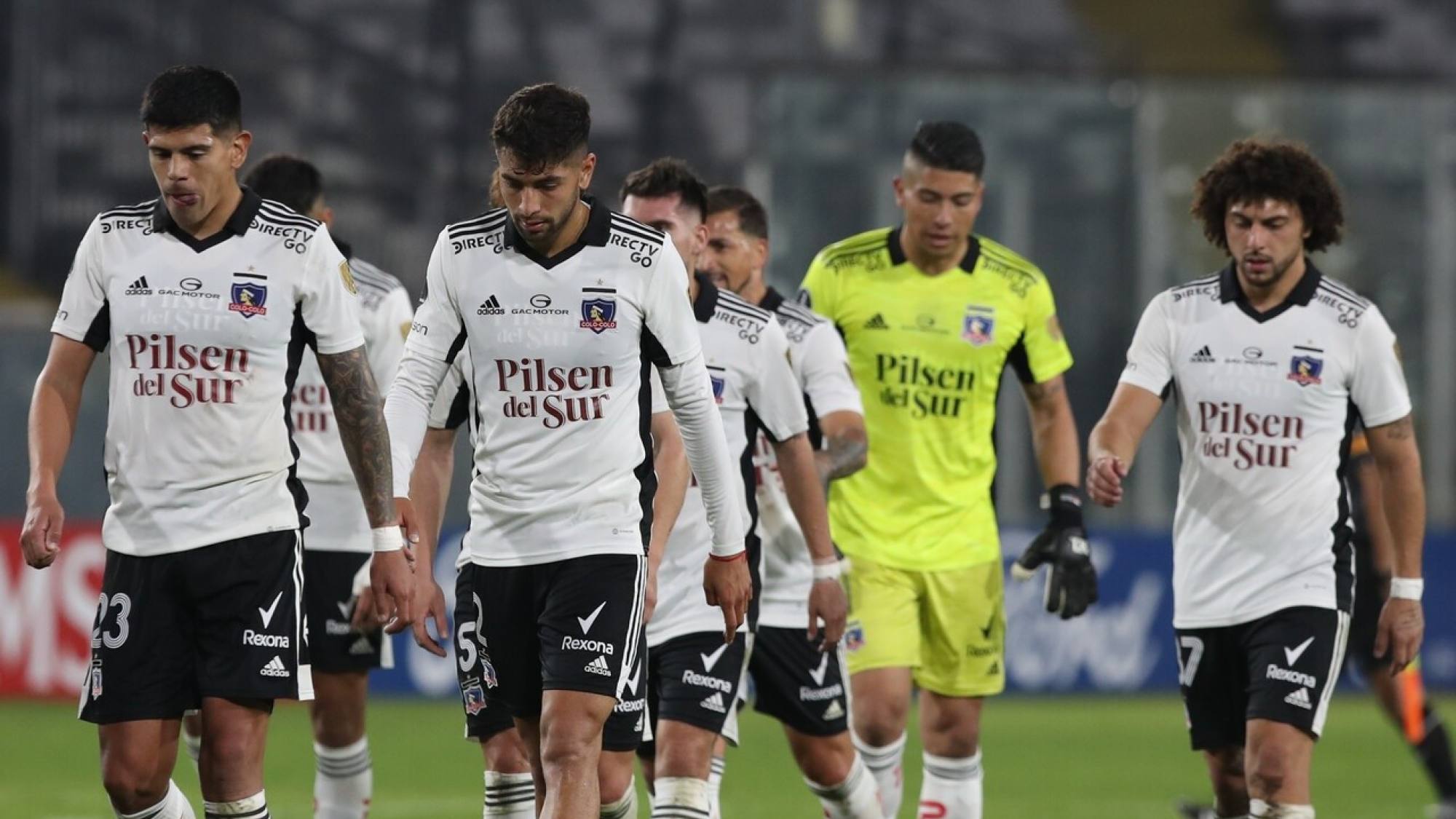 Problemas en Colo Colo: pieza clave del equipo sufre grave lesión y ...