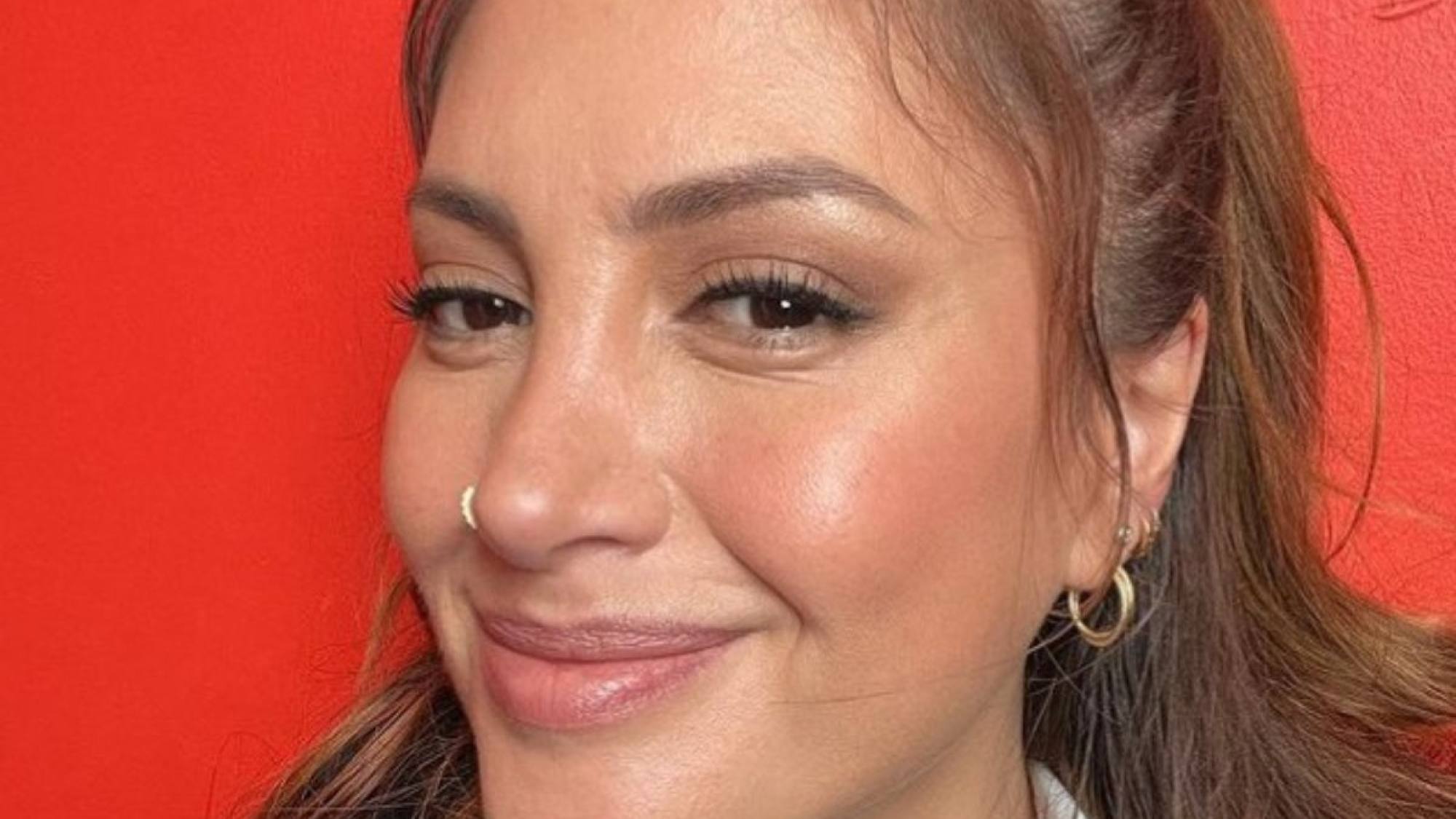 Karen Bejarano preocupó con imagen desde la clínica