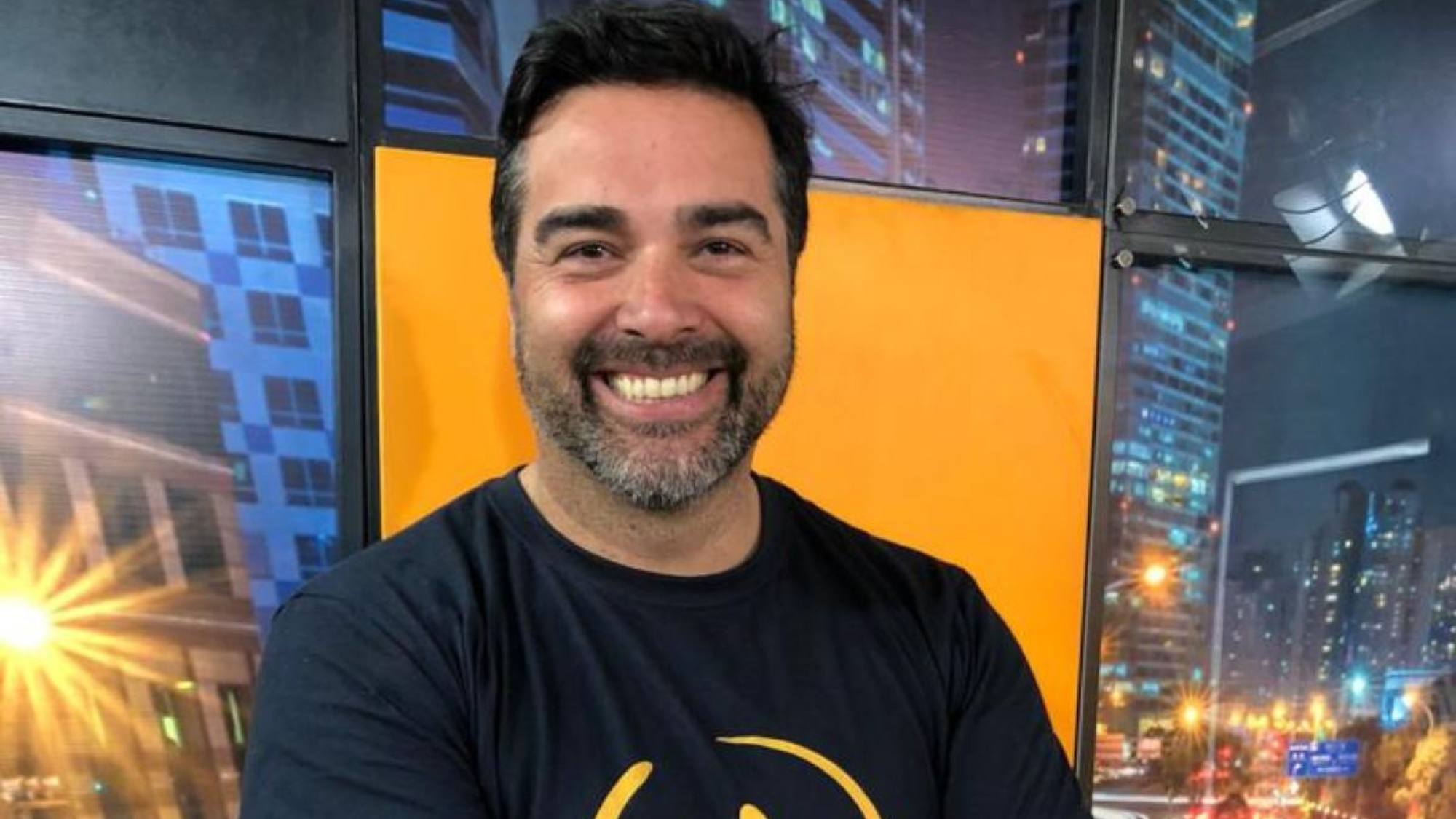 "Pancho" López regresa a la televisión abierta con nuevo programa