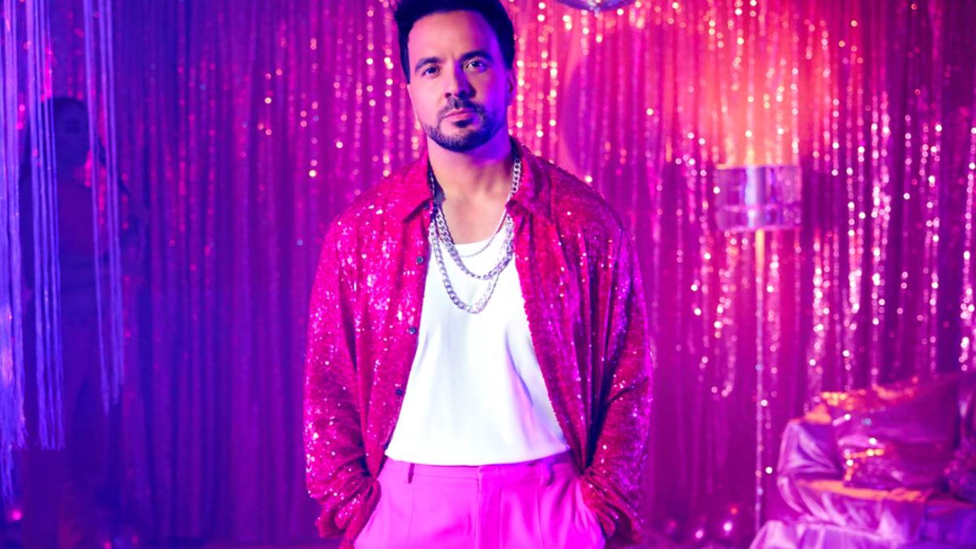 Al estilo barbie: Luis Fonsi lanzó nuevo single "Buenos Aires"