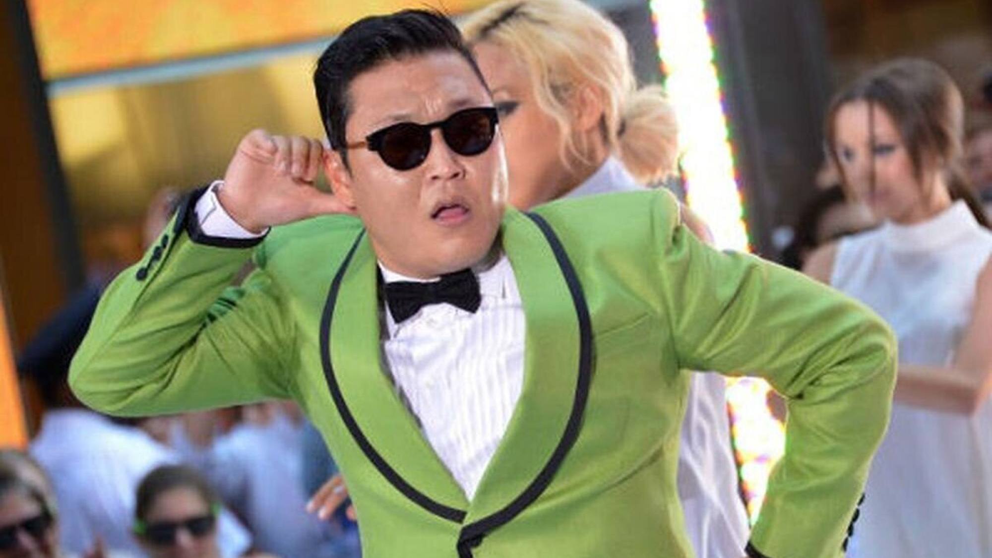 PSY lucha contra pesadillas de su viralización lejos de la música