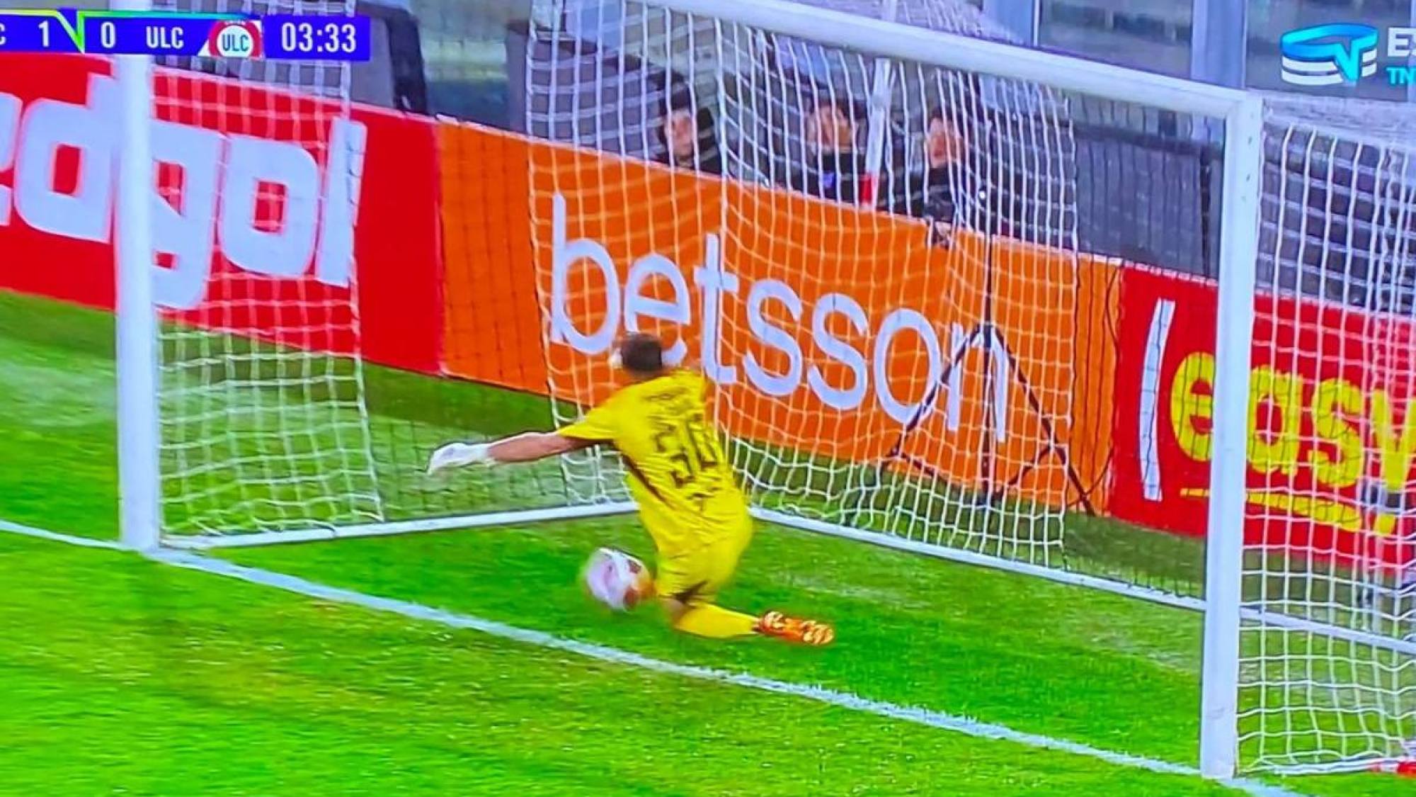 El descarado gol que no le cobraron a La Calera frente a Colo Colo