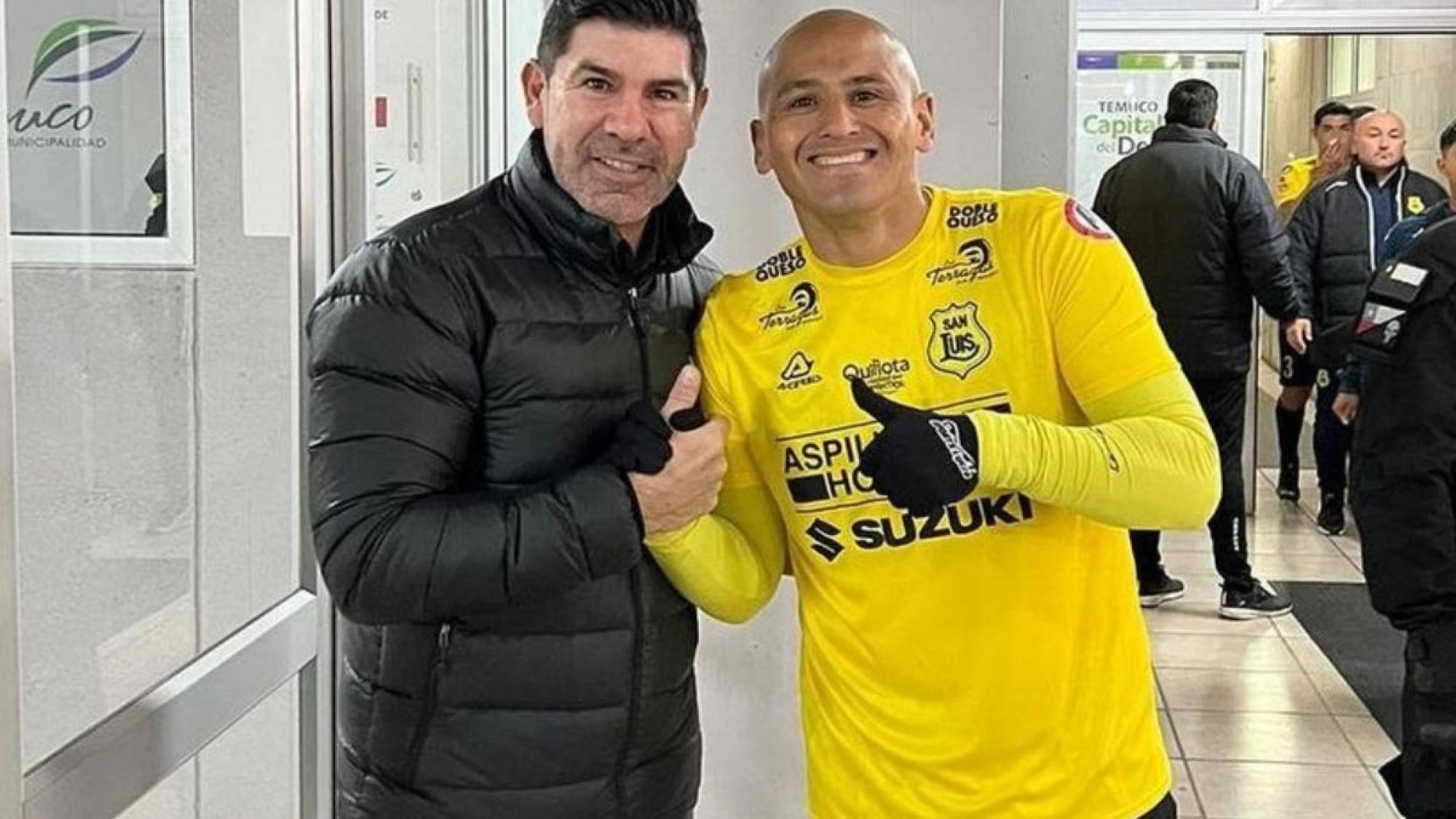 Hinchas deliran con foto de Marcelo Salas y el "Chupete" Suazo