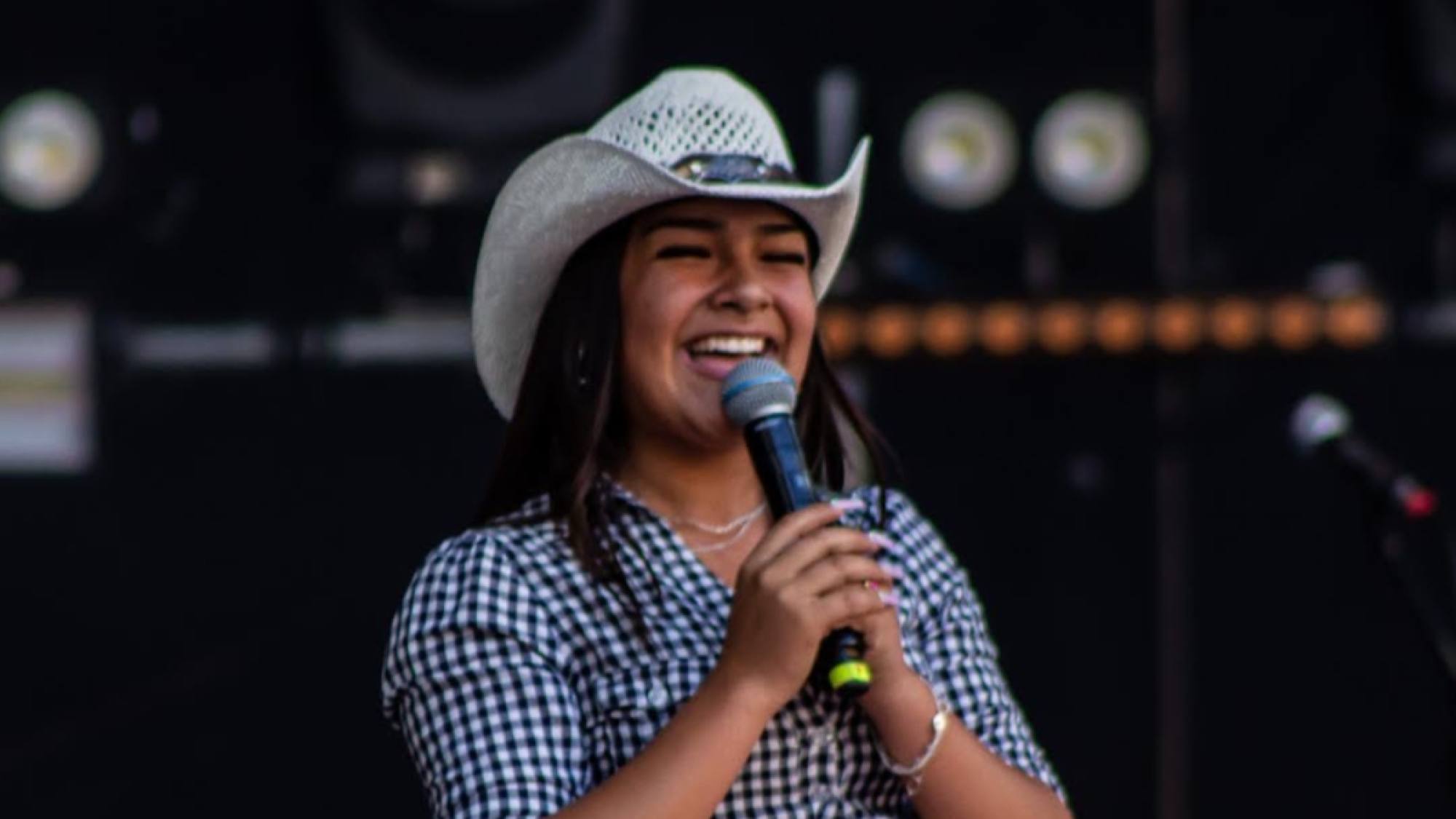 Entrevista| Alanys Lagos, la promesa nacional de la música ranchera ...