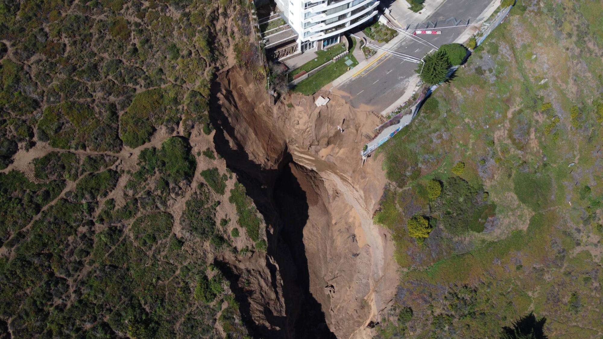 Alerta tras posible crecida de Socavón de Concón