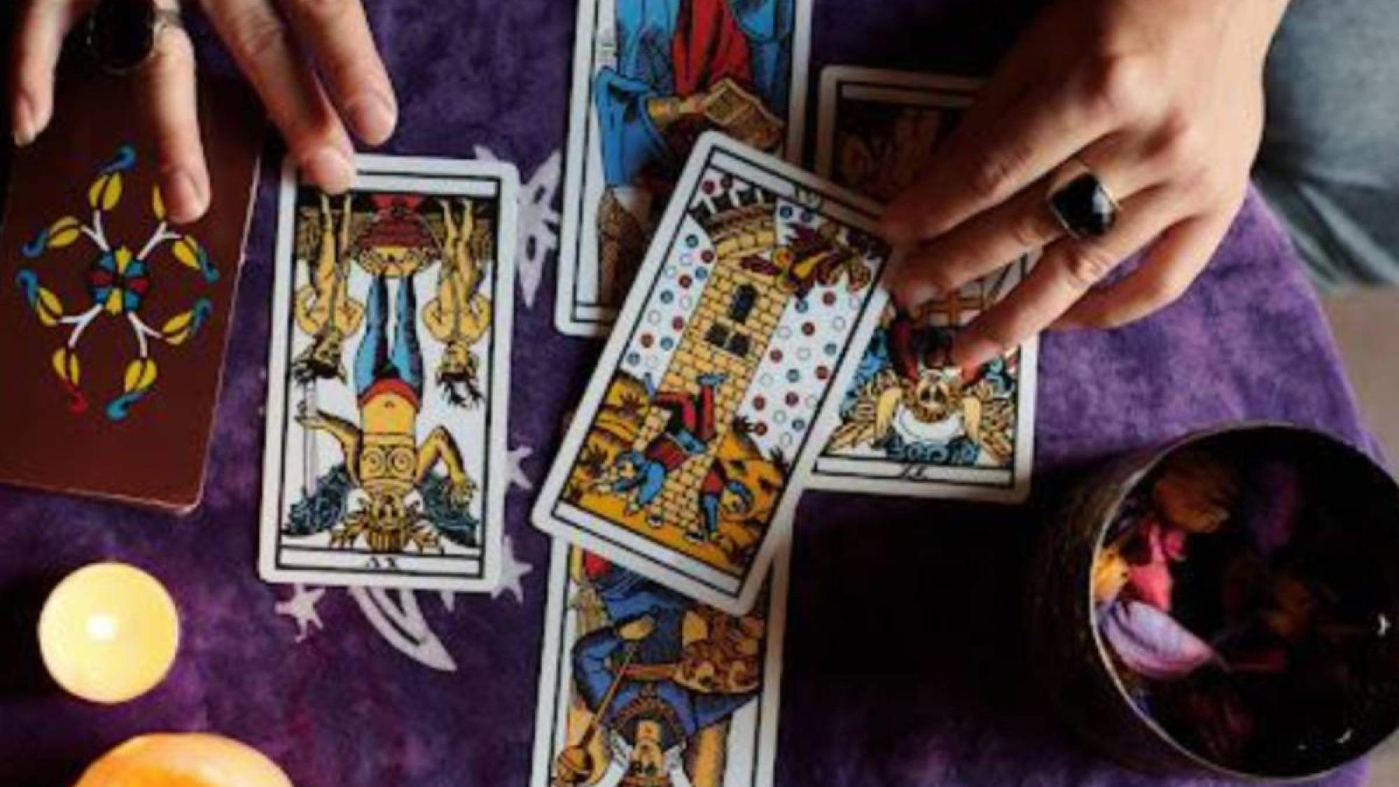 PREDICCIONES DEL TAROT: Lectura de una carta para cada signo del ...