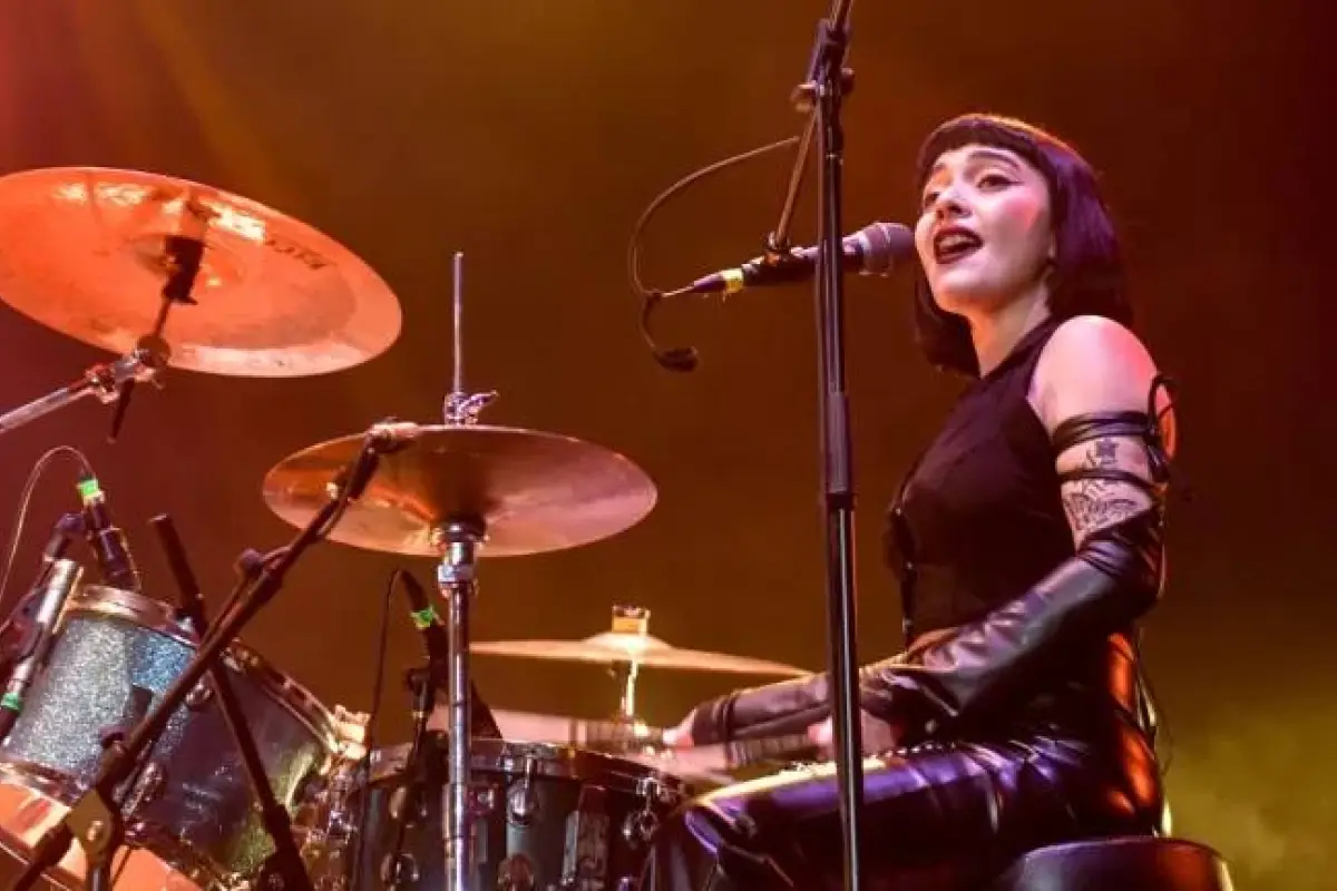 Cancamusa, la baterista que se presentará junto a Los Bunkers en Viña 2024 Cancamusa, la baterista que se presentará junto a Los Bunkers en Viña 2024