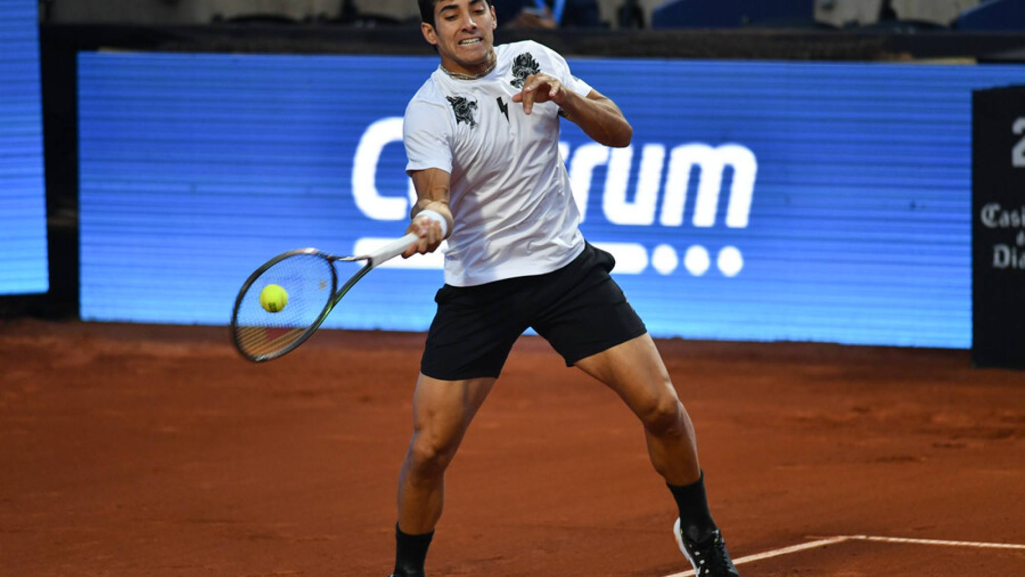 Debut y despedida: Otra vez Cristian Garin perdió un partido increíble