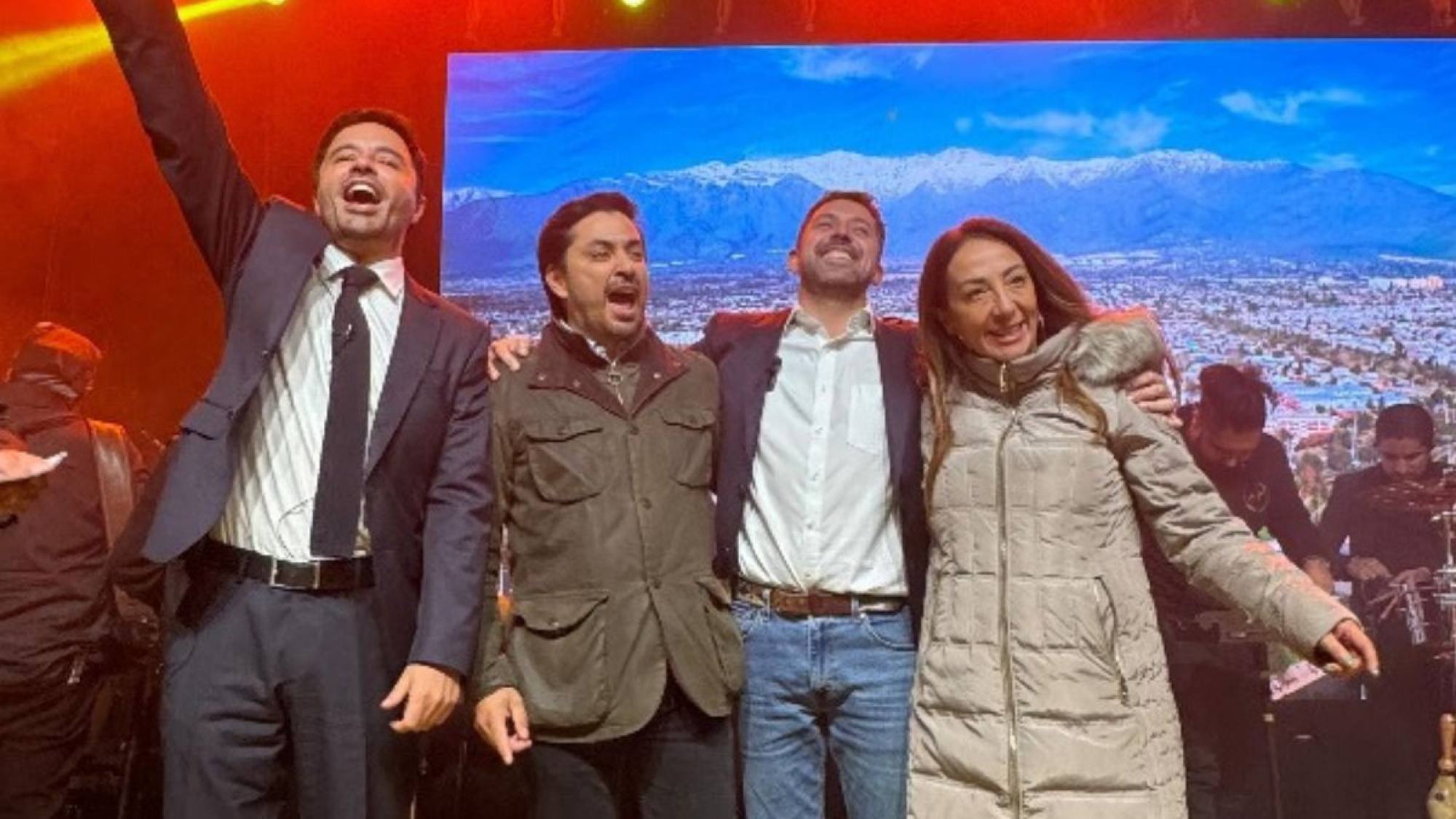 Rodolfo Carter lanzó campaña de Daniel Reyes