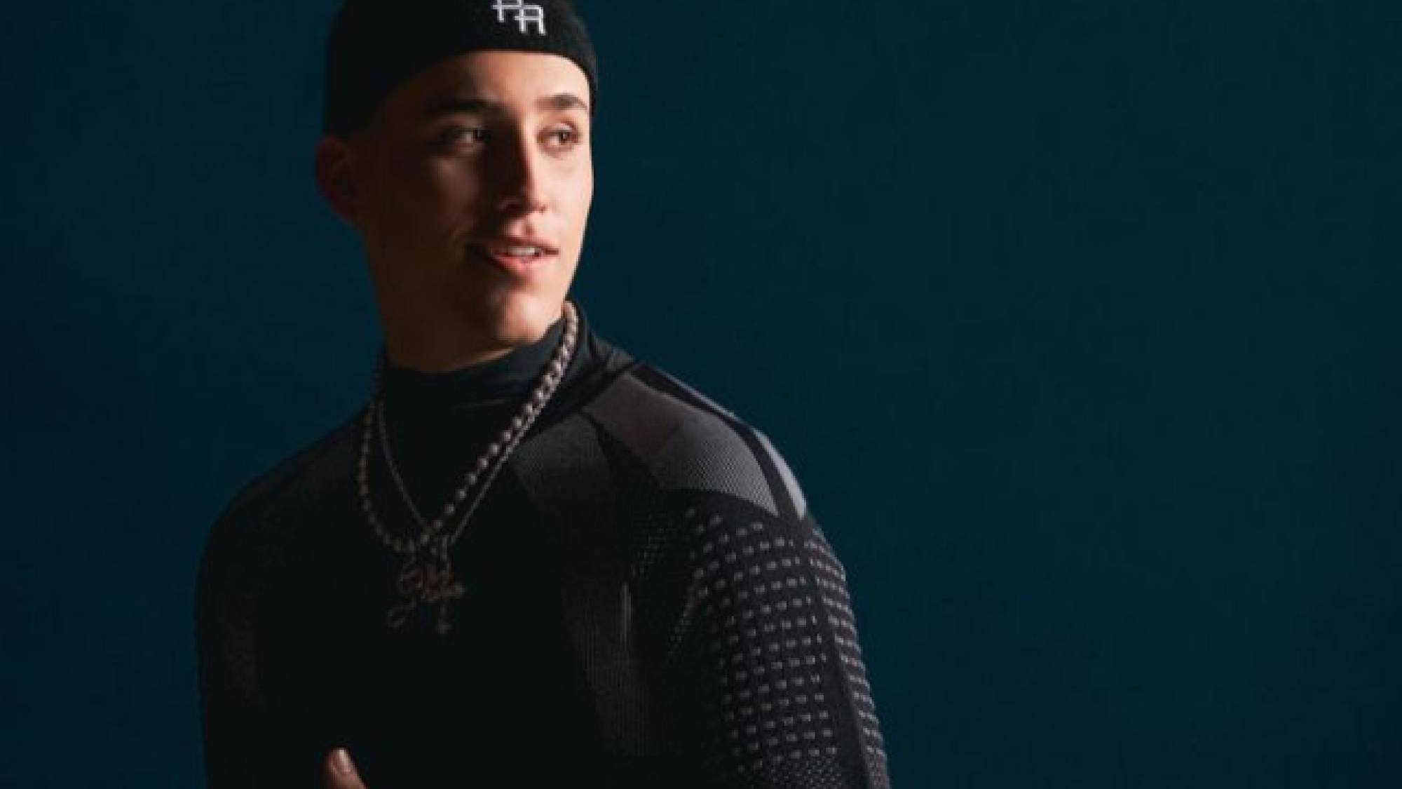 Alejo lanza su muy esperado segundo álbum: "En esta nos fuimos lejos"