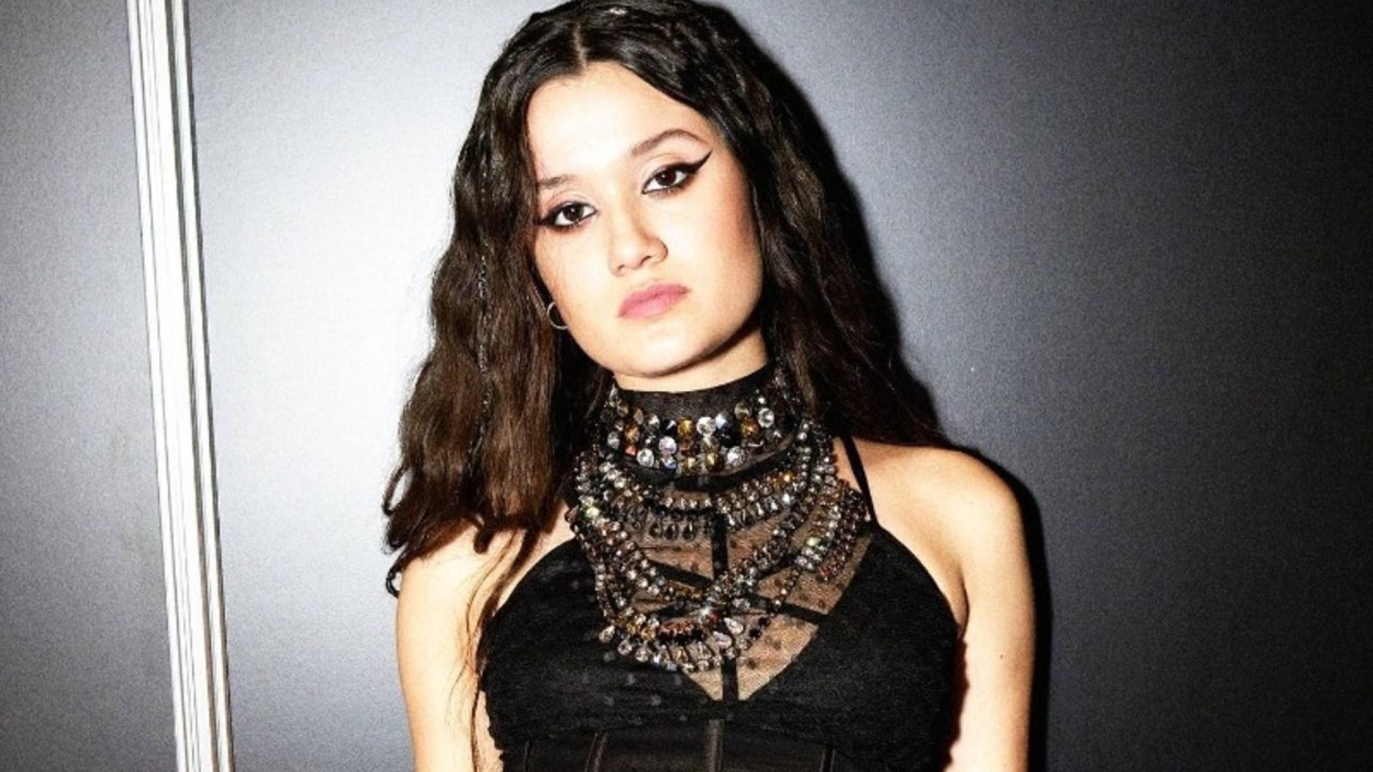 Joaquina lanza su nuevo sencillo y video "Pesimista"