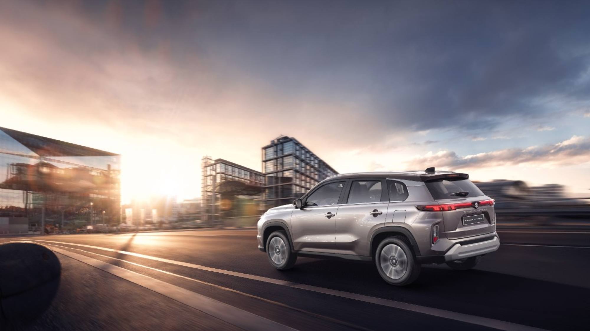 Sedán vs SUV: ¿Cuál es el auto familiar ideal para ti?