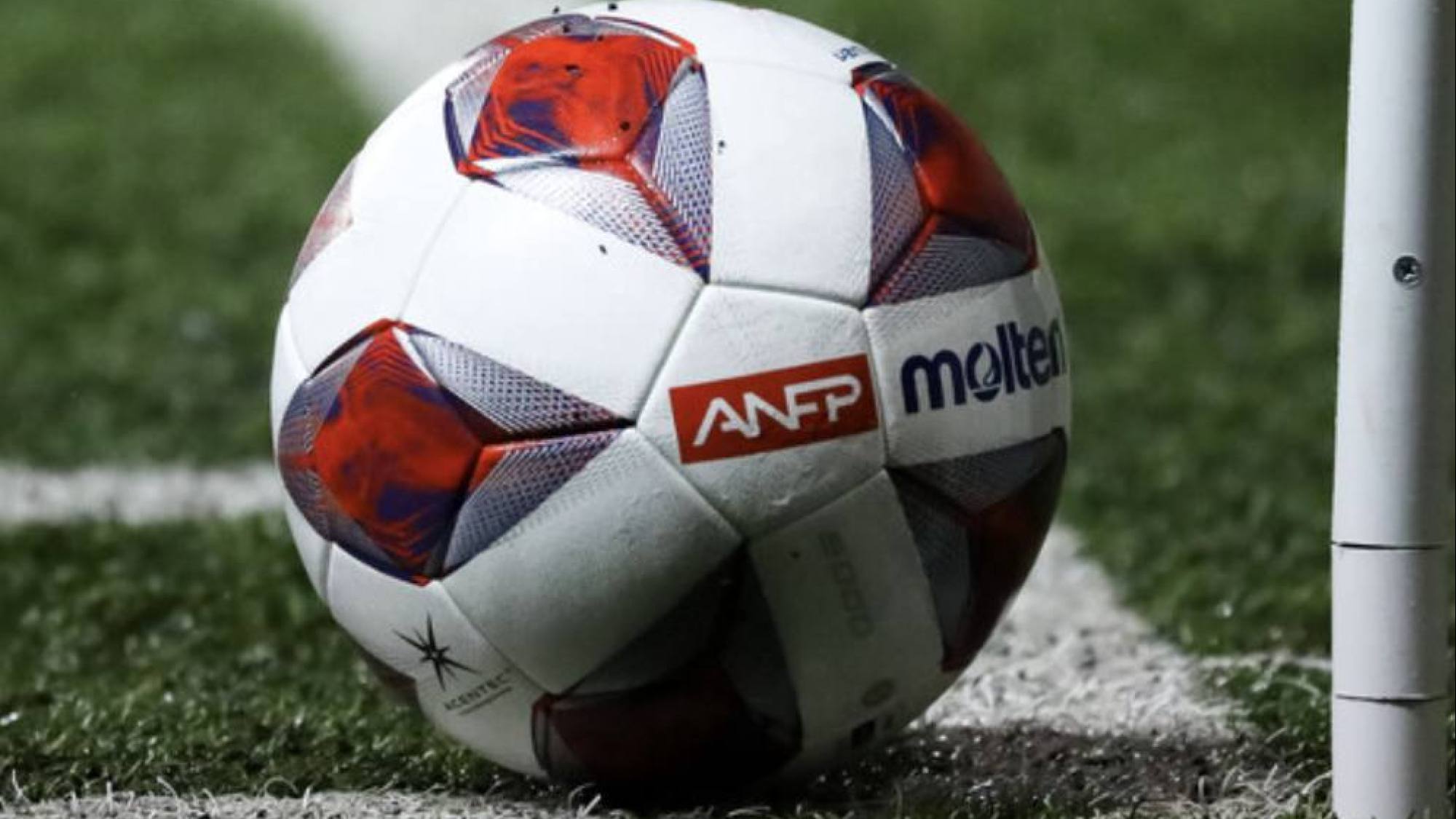 Técnico de histórico club fue desvinculado por extrañas razones