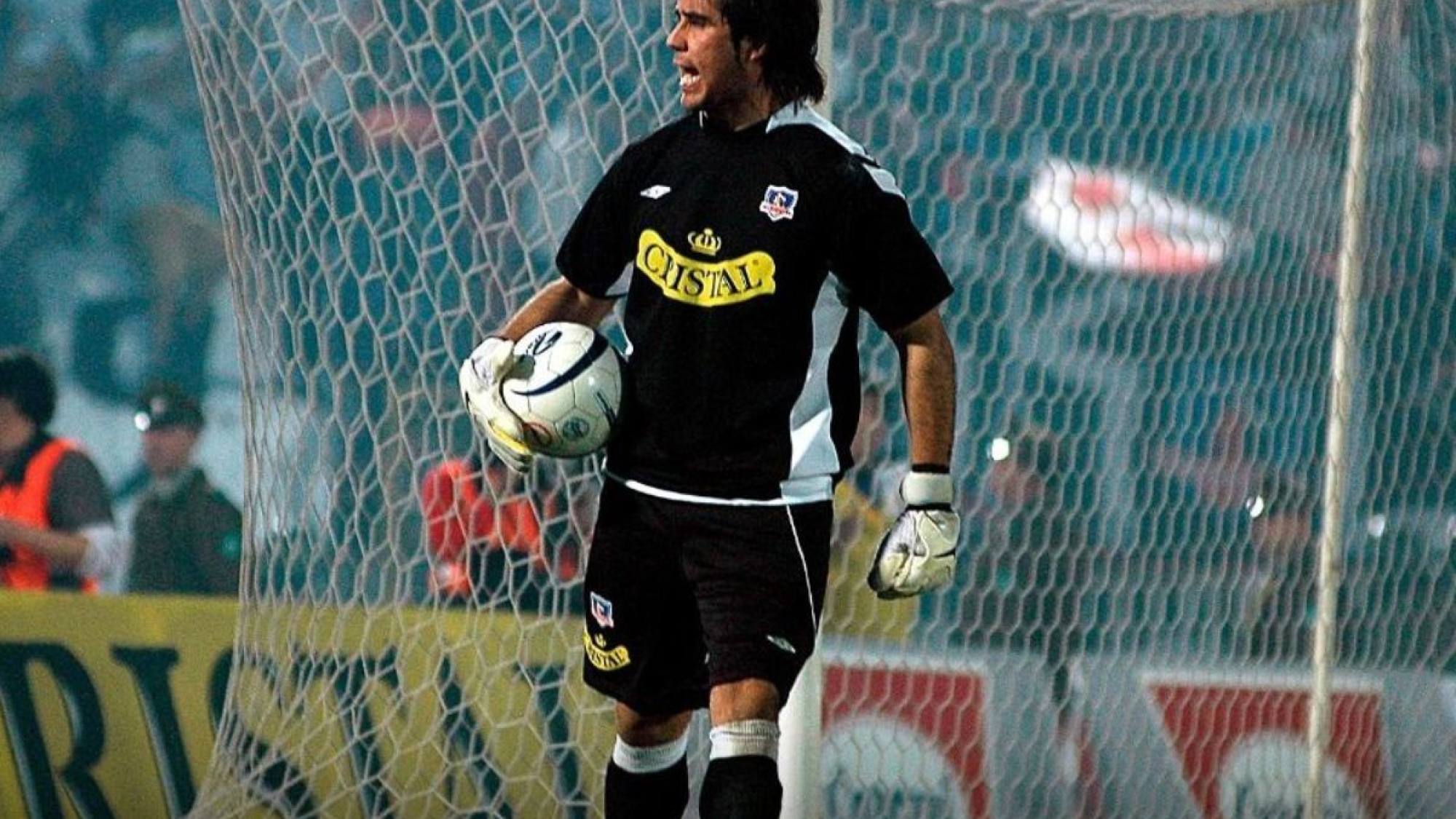 Colo Colo cumplió con el primer requisito de Claudio Bravo