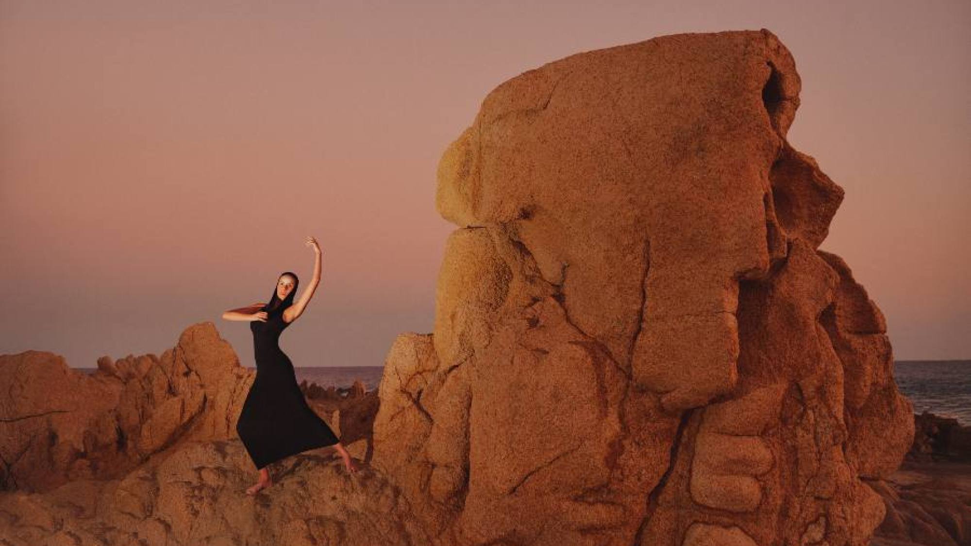 CAMI Presenta ANNA Vol.2 EL OJO DE MI FRENTE, su nueva revolución musical