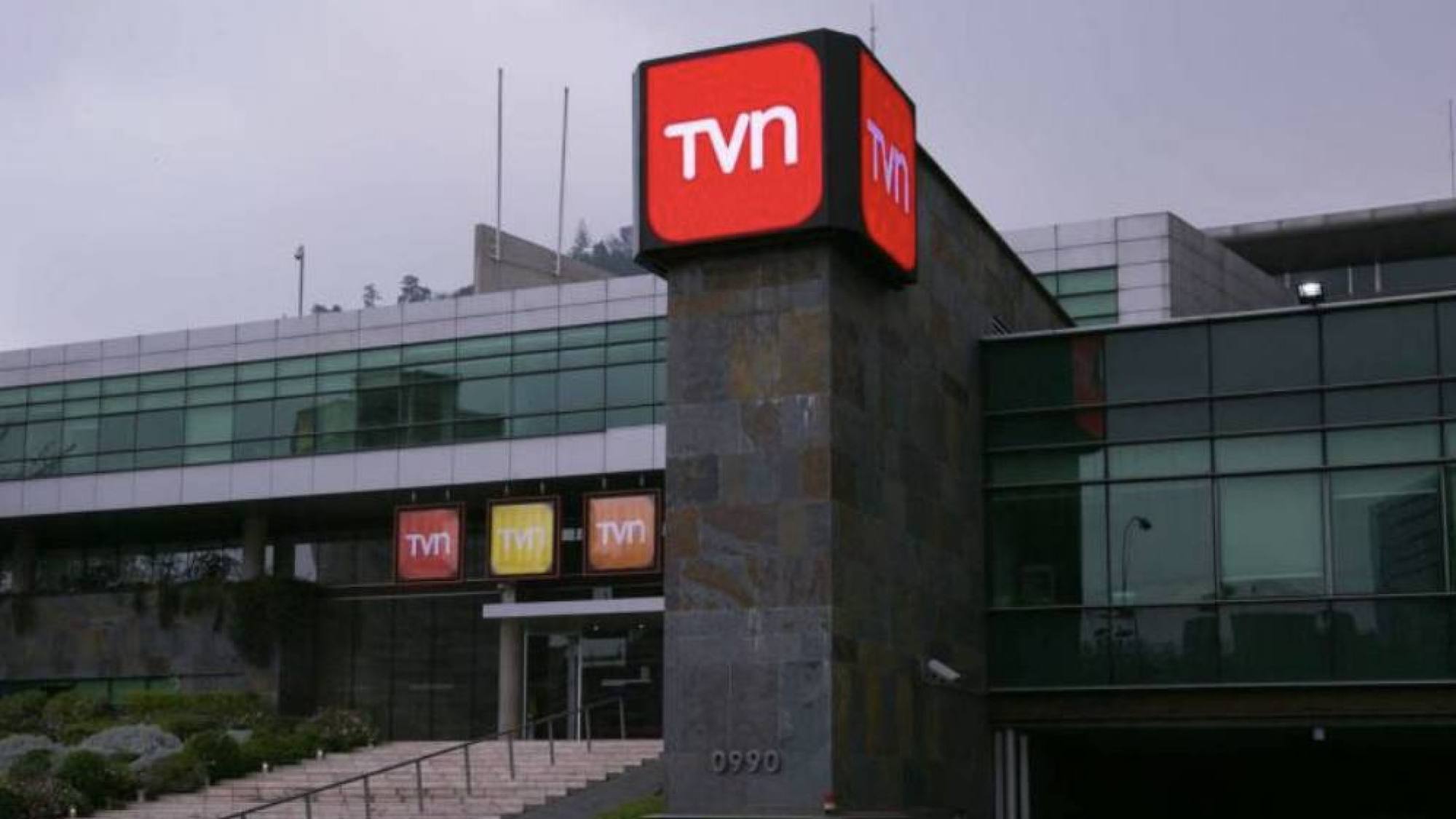 Ex presidenta de TVN arremete contra presidente de directorio actual: "Lo más cómodo parece ser ...