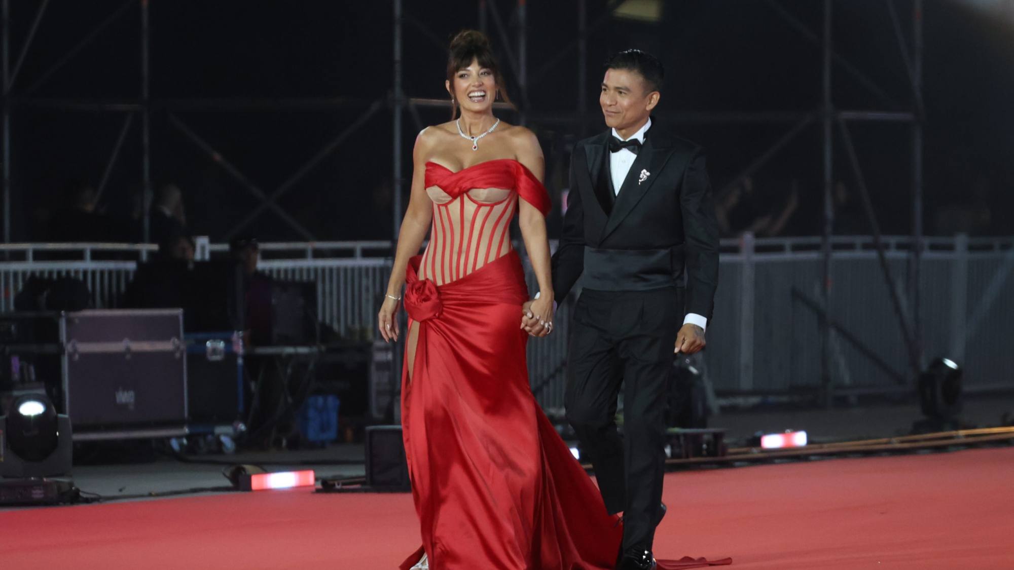 Américo cuenta cómo logró conquistar a Yamila Reyna