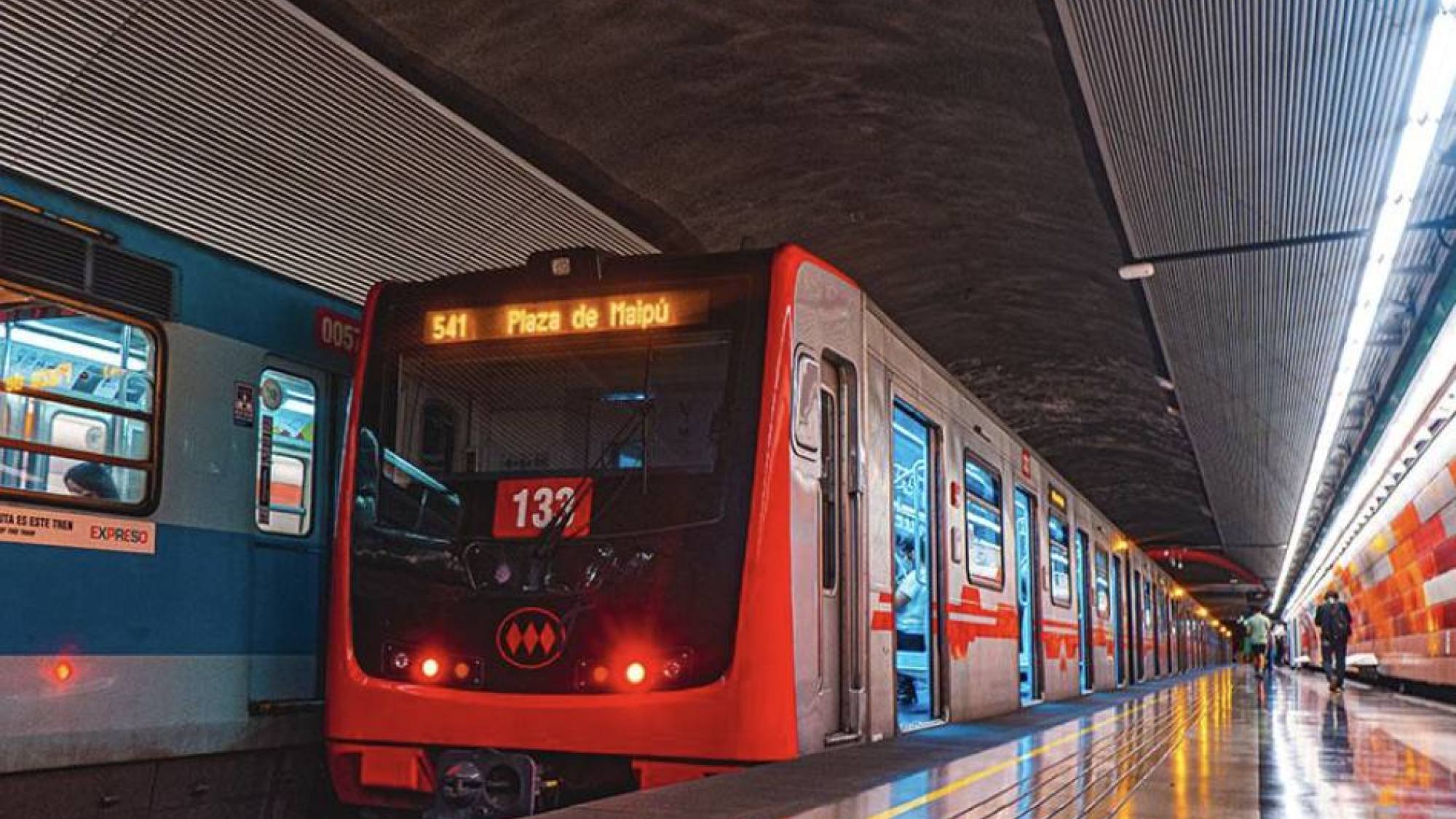 Metro de Santiago informa retraso de trenes en Línea 2