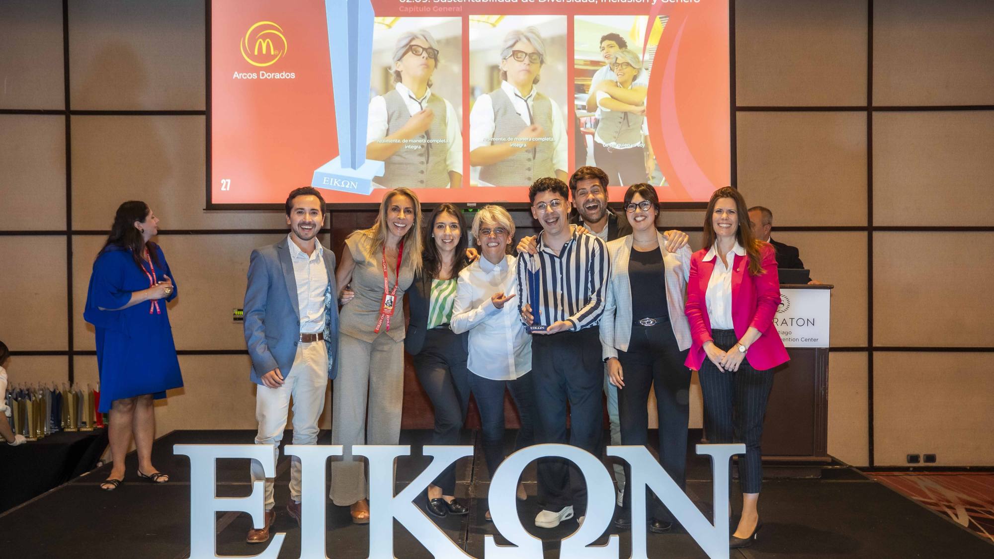 Campaña "Orgullo de ser visible" fue reconocida en los Premios EIKON 2025