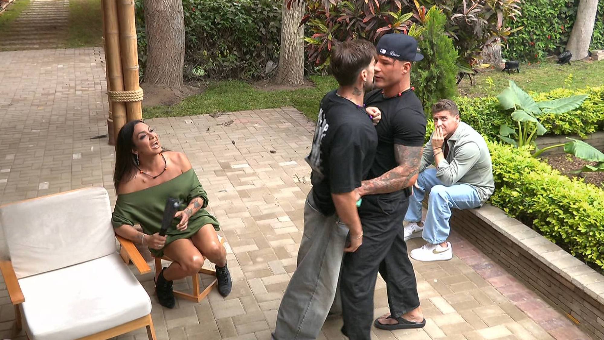 Feroz pelea entre Raimundo Cerda y Luis Mateucci